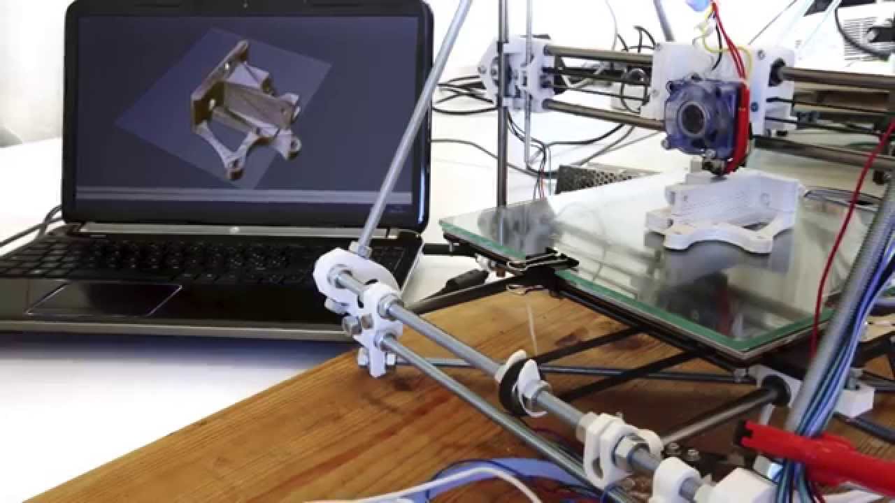 Can I Turn Off My Computer While 3D Printing? - CADdikt